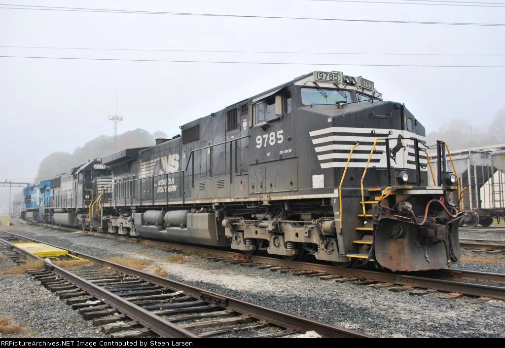 NS 9785 (D9-40CW)